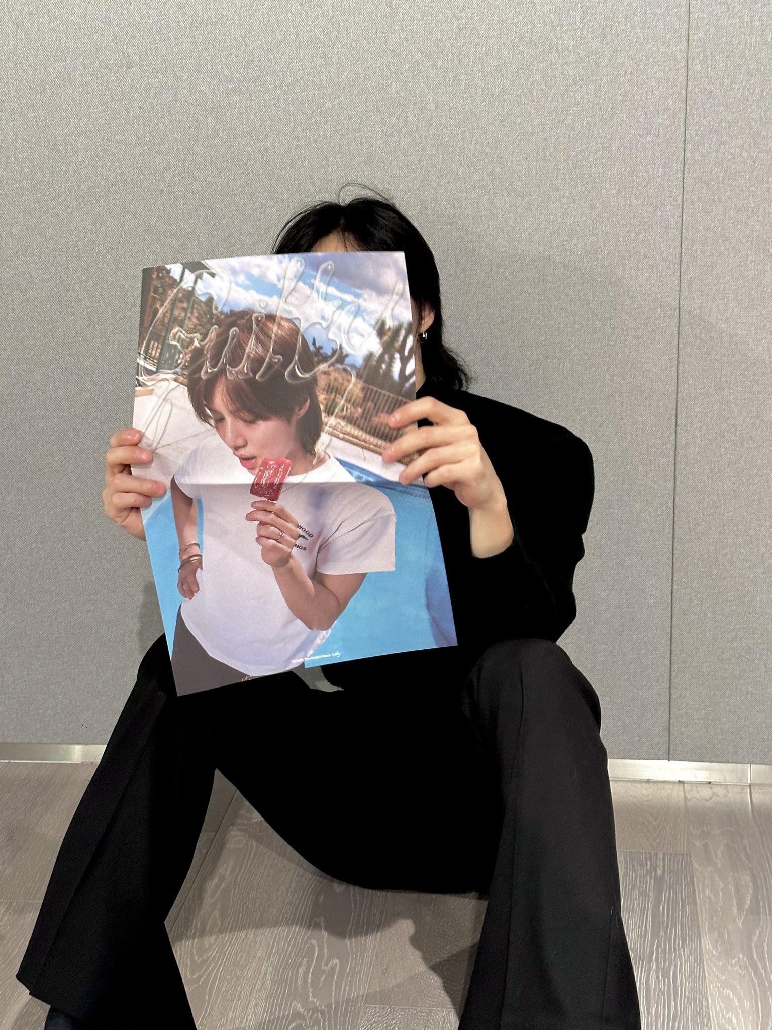 Taemin SHINee Tampilkan Nuansa Musim Gugur di Foto Konsep Terbaru untuk ...