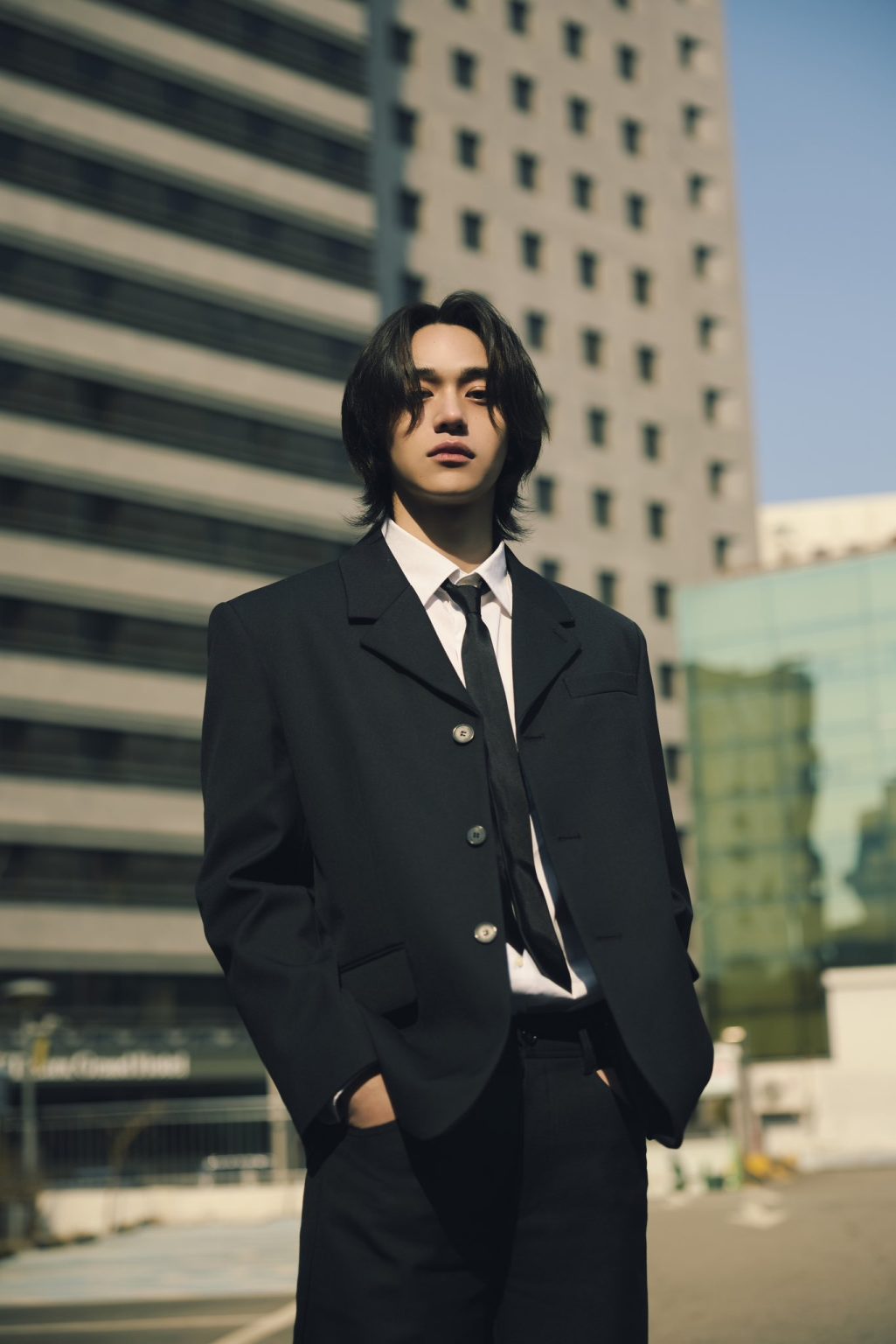 Lucas Resmi Debut Solo dengan Lagu “Renegade” – KoreanIndo