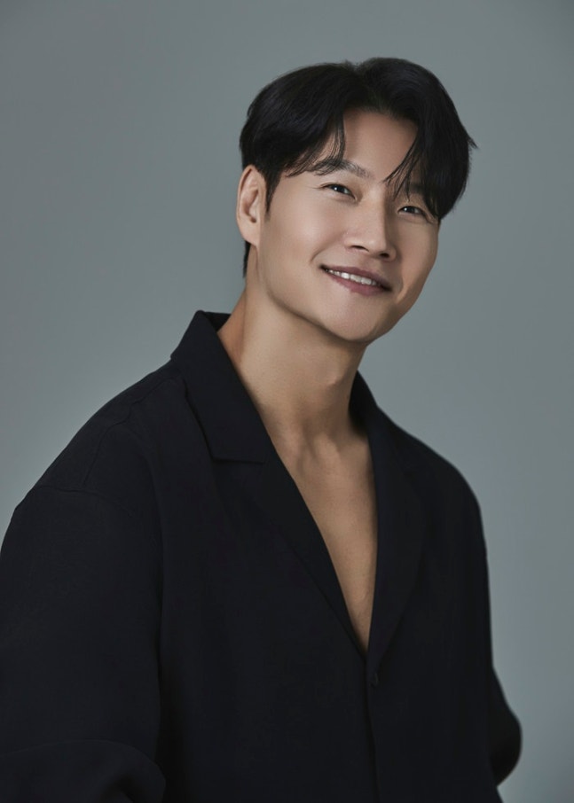 Kim Jong Kook Bergabung dengan Agensi G-Dragon dan Song Kang Ho ...