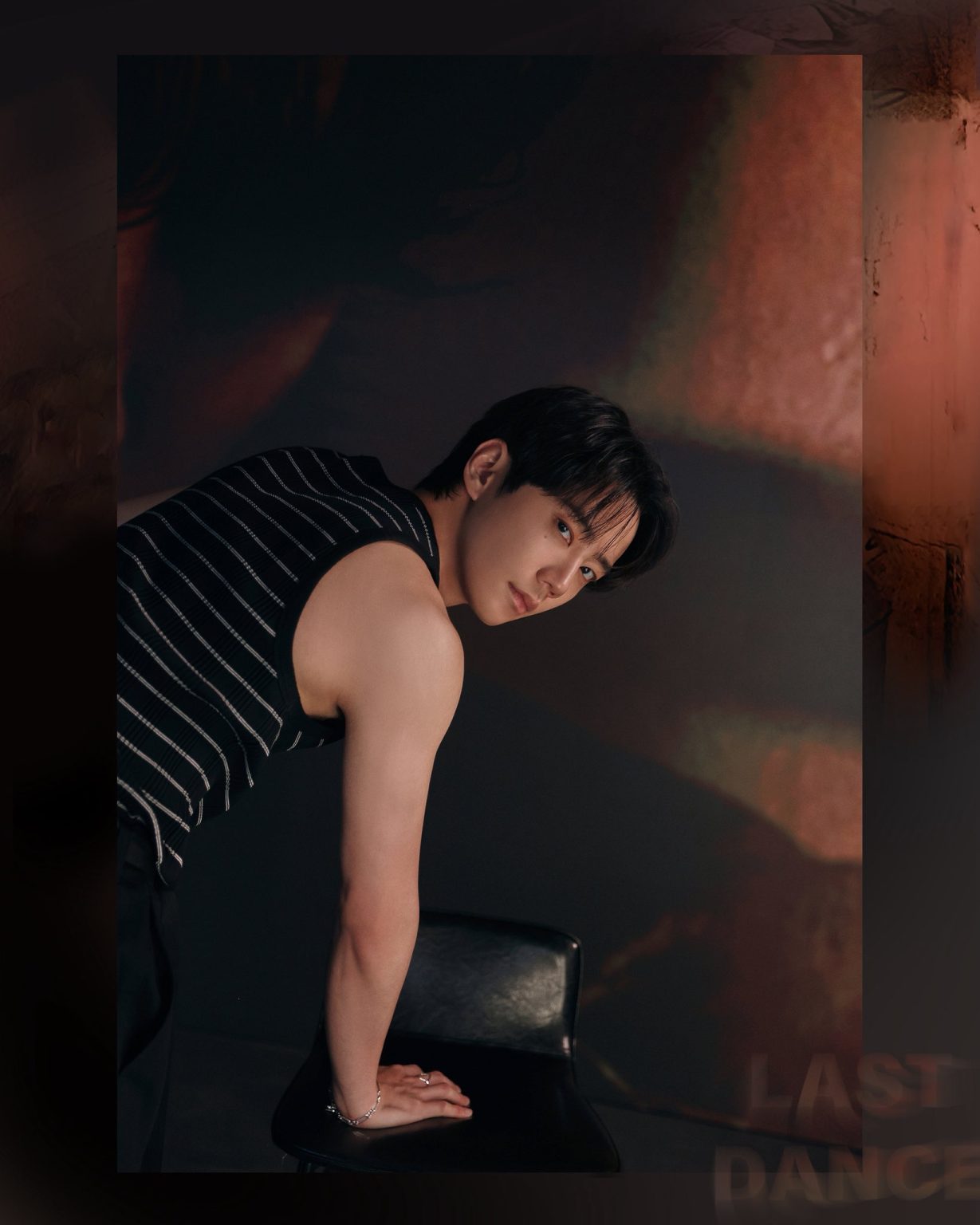 Lee Jun Young Bagikan Foto Konsep Terbaru untuk “LAST DANCE” – KoreanIndo